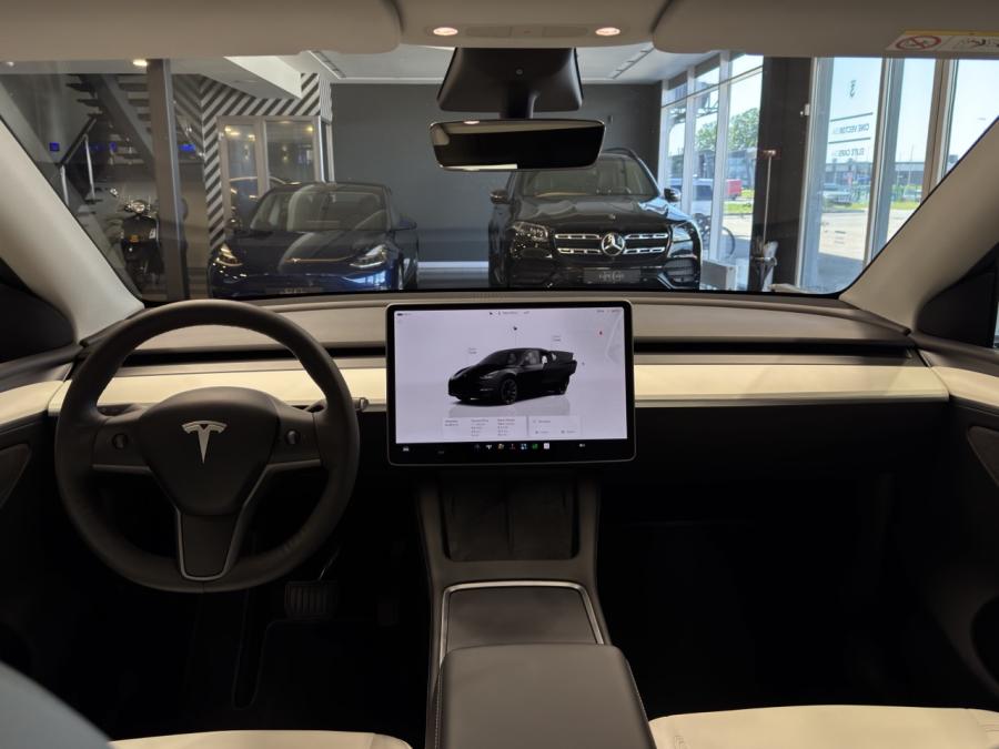 Черный Тесла Модель Y 2023 в Рига, объемом двигателя 0.00 л и пробегом 60 тыс. км за 35990 €, фото 13 на AUTOMOTO.COM.LV
