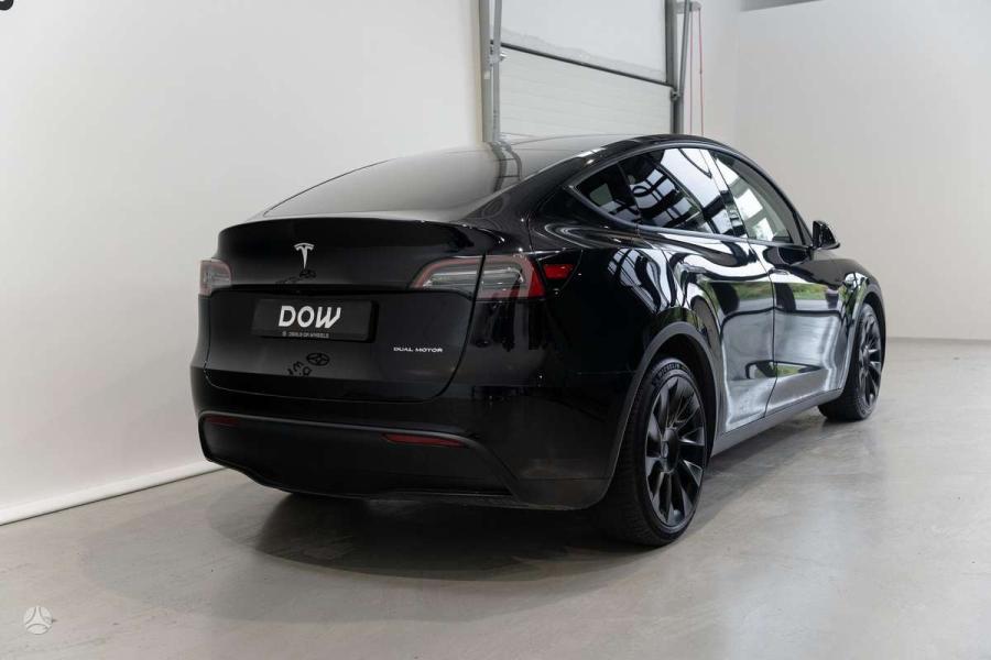 Melns Tesla Model Y 2023 Viļņa, ar dzinēja tilpumu 0.00 L un nobraukumu 128 tūkst. km par 32900 €, foto 6 vietnē AUTOMOTO.COM.LV