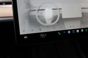 Melns Tesla Model Y 2023 Viļņa, ar dzinēja tilpumu 0.00 L un nobraukumu 128 tūkst. km par 32900 €, foto 19 vietnē AUTOMOTO.COM.LV