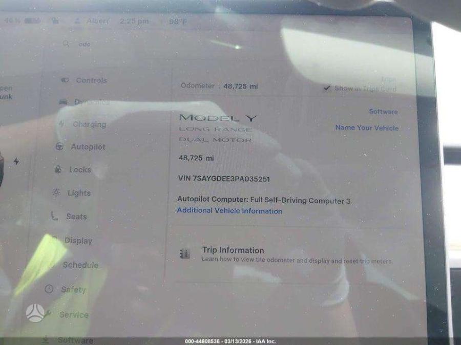 Black Tesla Model Y 2023 in Siauliai, with an engine capacity of 0.00 L and mileage of 78 thousand km for 19400 €, photo 12 on AUTOMOTO.COM.LV