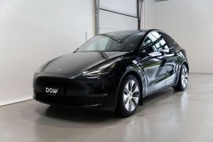 Melns Tesla Model Y 2023 Viļņa, ar dzinēja tilpumu 0.00 L un nobraukumu 104 tūkst. km par 33900 €, foto 3 vietnē AUTOMOTO.COM.LV