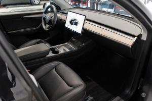 Melns Tesla Model Y 2023 Viļņa, ar dzinēja tilpumu 0.00 L un nobraukumu 104 tūkst. km par 33900 €, foto 17 vietnē AUTOMOTO.COM.LV