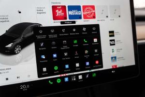 Melns Tesla Model Y 2023 Viļņa, ar dzinēja tilpumu 0.00 L un nobraukumu 104 tūkst. km par 33900 €, foto 19 vietnē AUTOMOTO.COM.LV