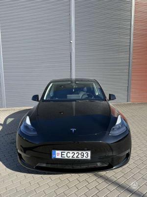 Melns Tesla Model Y 2023 Klaipėda, ar dzinēja tilpumu 0.00 L un nobraukumu 47 tūkst. km par 29500 €, foto 3 vietnē AUTOMOTO.COM.LV