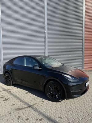 Melns Tesla Model Y 2023 Klaipėda, ar dzinēja tilpumu 0.00 L un nobraukumu 47 tūkst. km par 29500 €, foto 4 vietnē AUTOMOTO.COM.LV