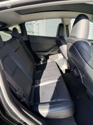 Melns Tesla Model Y 2023 Klaipėda, ar dzinēja tilpumu 0.00 L un nobraukumu 47 tūkst. km par 29500 €, foto 8 vietnē AUTOMOTO.COM.LV