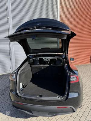 Melns Tesla Model Y 2023 Klaipėda, ar dzinēja tilpumu 0.00 L un nobraukumu 47 tūkst. km par 29500 €, foto 14 vietnē AUTOMOTO.COM.LV