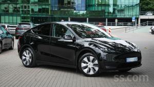 Черный Тесла Модель Y 2023 в Рига, объемом двигателя 0.00 л и пробегом 87 тыс. км за 31950 €, фото 4 на AUTOMOTO.COM.LV
