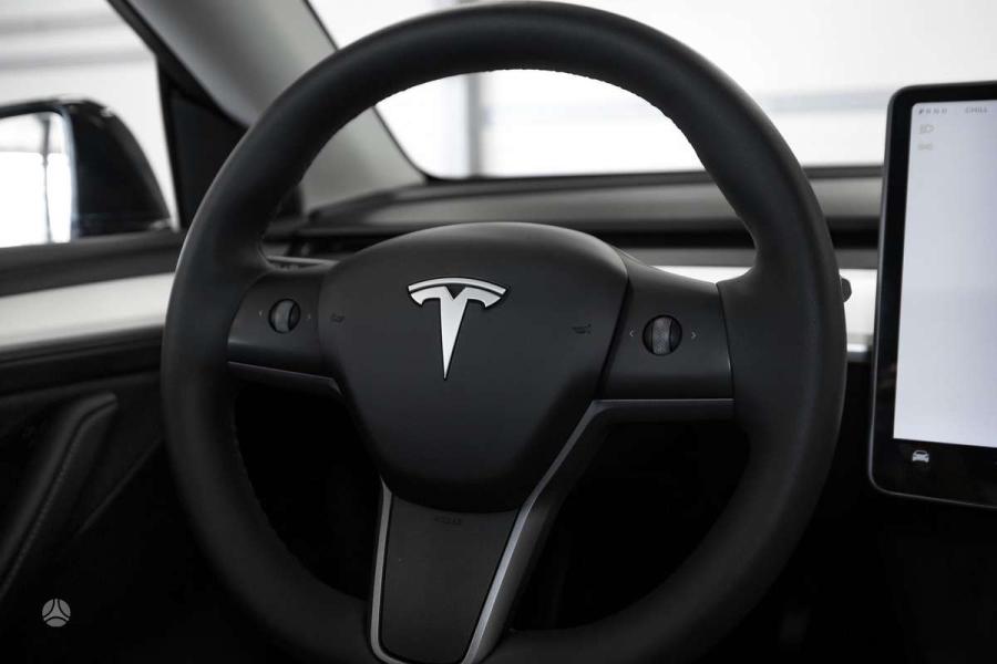 Черный Тесла Модель Y 2023 в Тукумс, объемом двигателя 0.00 л и пробегом 69 тыс. км за 36990 €, фото 25 на AUTOMOTO.COM.LV