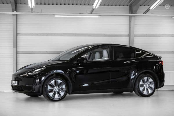 Melns Tesla Model Y 2023 Tukums, ar dzinēja tilpumu 0.00 L un nobraukumu 69 tūkst. km par 36990 €, foto 7 vietnē AUTOMOTO.COM.LV