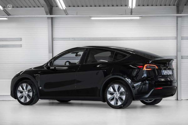 Melns Tesla Model Y 2023 Tukums, ar dzinēja tilpumu 0.00 L un nobraukumu 69 tūkst. km par 36990 €, foto 9 vietnē AUTOMOTO.COM.LV