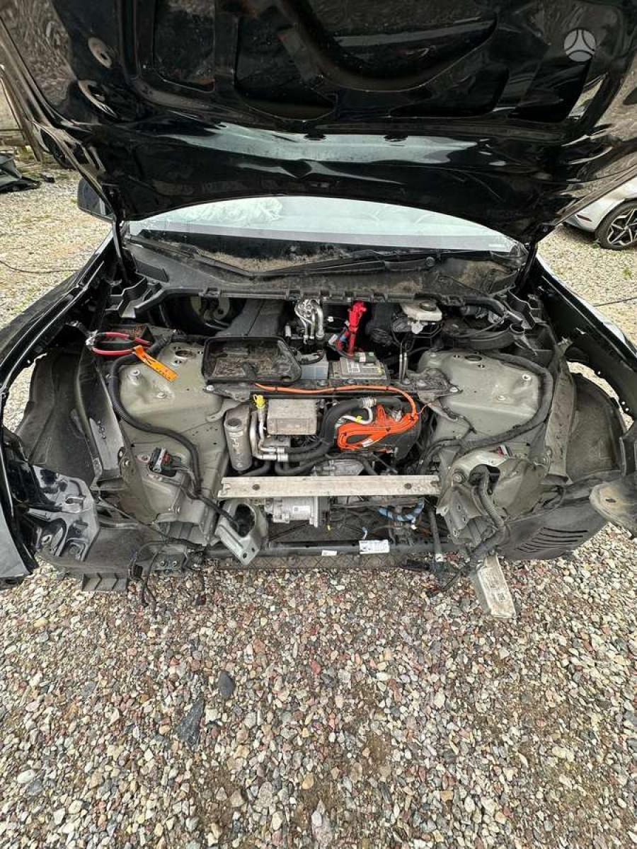 Melns Tesla Model Y 2023 Klaipėda, ar dzinēja tilpumu 0.00 L un nobraukumu 32 tūkst. km par 14900 €, foto 7 vietnē AUTOMOTO.COM.LV