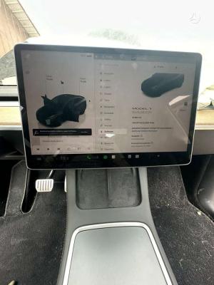 Melns Tesla Model Y 2023 Klaipėda, ar dzinēja tilpumu 0.00 L un nobraukumu 32 tūkst. km par 14900 €, foto 12 vietnē AUTOMOTO.COM.LV