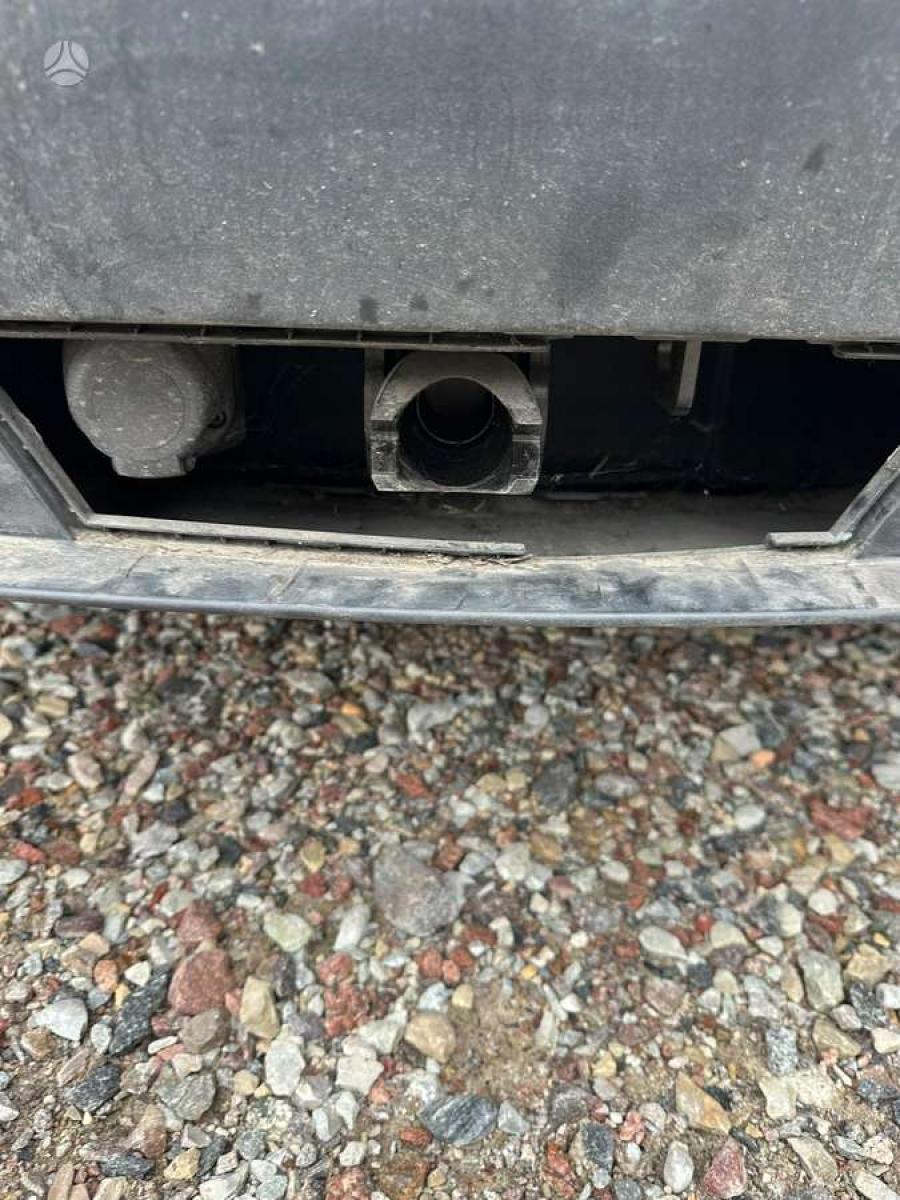 Melns Tesla Model Y 2023 Klaipėda, ar dzinēja tilpumu 0.00 L un nobraukumu 32 tūkst. km par 14900 €, foto 14 vietnē AUTOMOTO.COM.LV
