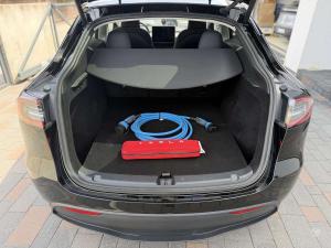 Melns Tesla Model Y 2024 Kauņa, ar dzinēja tilpumu 0.00 L un nobraukumu 16 tūkst. km par 37250 €, foto 7 vietnē AUTOMOTO.COM.LV