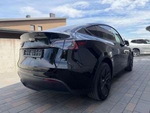 Melns Tesla Model Y 2024 Kauņa, ar dzinēja tilpumu 0.00 L un nobraukumu 16 tūkst. km par 37250 €, foto 12 vietnē AUTOMOTO.COM.LV