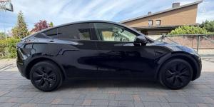 Melns Tesla Model Y 2024 Kauņa, ar dzinēja tilpumu 0.00 L un nobraukumu 16 tūkst. km par 37250 €, foto 18 vietnē AUTOMOTO.COM.LV