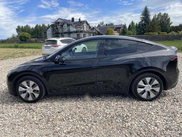 Melns Tesla Model Y 2024 Viļņa, ar dzinēja tilpumu 0.00 L un nobraukumu 195 tūkst. km par 25900 €, foto 9 vietnē AUTOMOTO.COM.LV