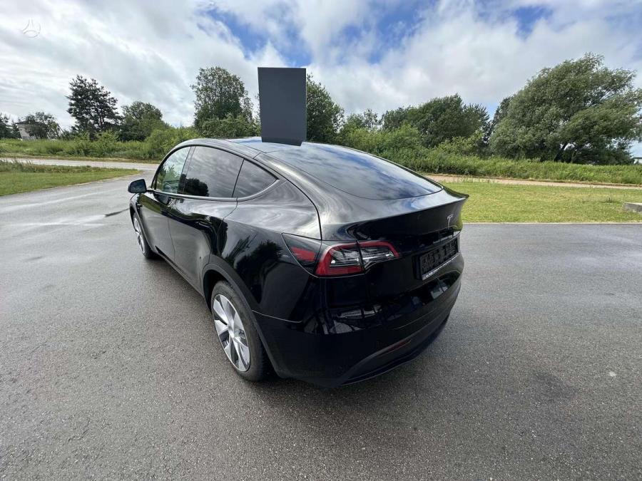Melns Tesla Model Y 2024 Viļņa, ar dzinēja tilpumu 0.00 L un nobraukumu 57 tūkst. km par 35850 €, foto 6 vietnē AUTOMOTO.COM.LV