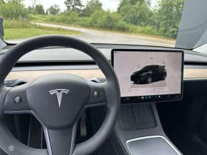 Melns Tesla Model Y 2024 Viļņa, ar dzinēja tilpumu 0.00 L un nobraukumu 57 tūkst. km par 35850 €, foto 10 vietnē AUTOMOTO.COM.LV
