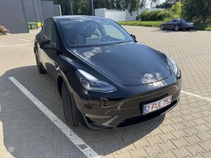 Melns Tesla Model Y 2024 Kauņa, ar dzinēja tilpumu 0.00 L un nobraukumu 42 tūkst. km par 35000 €, foto  vietnē AUTOMOTO.COM.LV