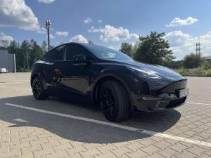 Melns Tesla Model Y 2024 Kauņa, ar dzinēja tilpumu 0.00 L un nobraukumu 42 tūkst. km par 35000 €, foto 3 vietnē AUTOMOTO.COM.LV