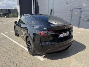 Melns Tesla Model Y 2024 Kauņa, ar dzinēja tilpumu 0.00 L un nobraukumu 42 tūkst. km par 35000 €, foto 6 vietnē AUTOMOTO.COM.LV