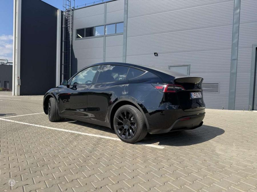 Melns Tesla Model Y 2024 Kauņa, ar dzinēja tilpumu 0.00 L un nobraukumu 42 tūkst. km par 35000 €, foto 7 vietnē AUTOMOTO.COM.LV