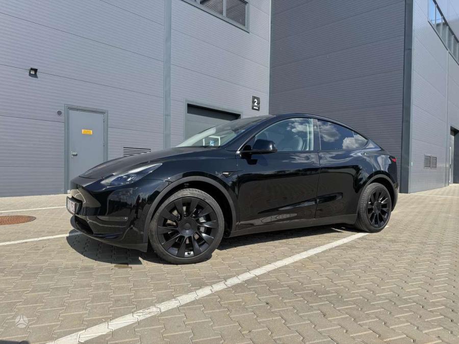 Melns Tesla Model Y 2024 Kauņa, ar dzinēja tilpumu 0.00 L un nobraukumu 42 tūkst. km par 35000 €, foto 8 vietnē AUTOMOTO.COM.LV