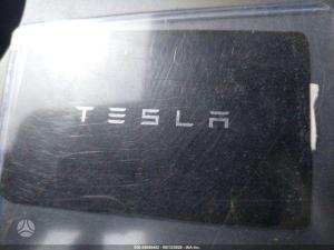 Black Tesla Model Y 2024 in Klaipeda, with an engine capacity of 0.00 L and mileage of 80 thousand km for 21100 €, photo 14 on AUTOMOTO.COM.LV