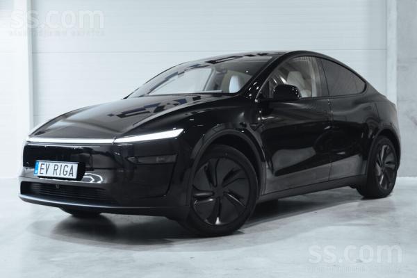 Black Tesla Model Y 2025 in Riga, with an engine capacity of 0.00 L and mileage of 115 thousand km for 60490 €, photo 2 on AUTOMOTO.COM.LV