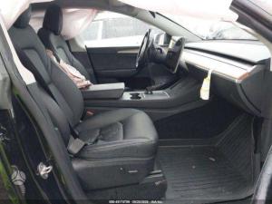 Melns Tesla Model Y 2025 Viļņa, ar dzinēja tilpumu 0.00 L un nobraukumu 108 tūkst. km par 17900 €, foto 11 vietnē AUTOMOTO.COM.LV
