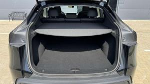 Melns Tesla Model Y 2025 Viļņa, ar dzinēja tilpumu 0.00 L un nobraukumu 22 tūkst. km par 47000 €, foto 28 vietnē AUTOMOTO.COM.LV