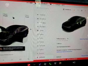 Black Tesla Model Y 2026 in Vilnius, with an engine capacity of 0.00 L and mileage of 2 thousand km for 29900 €, photo 10 on AUTOMOTO.COM.LV