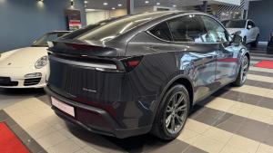 Black Tesla Model Y 2026 in Marupe, with an engine capacity of 0.00 L and mileage of 6 thousand km for 49990 €, photo 4 on AUTOMOTO.COM.LV