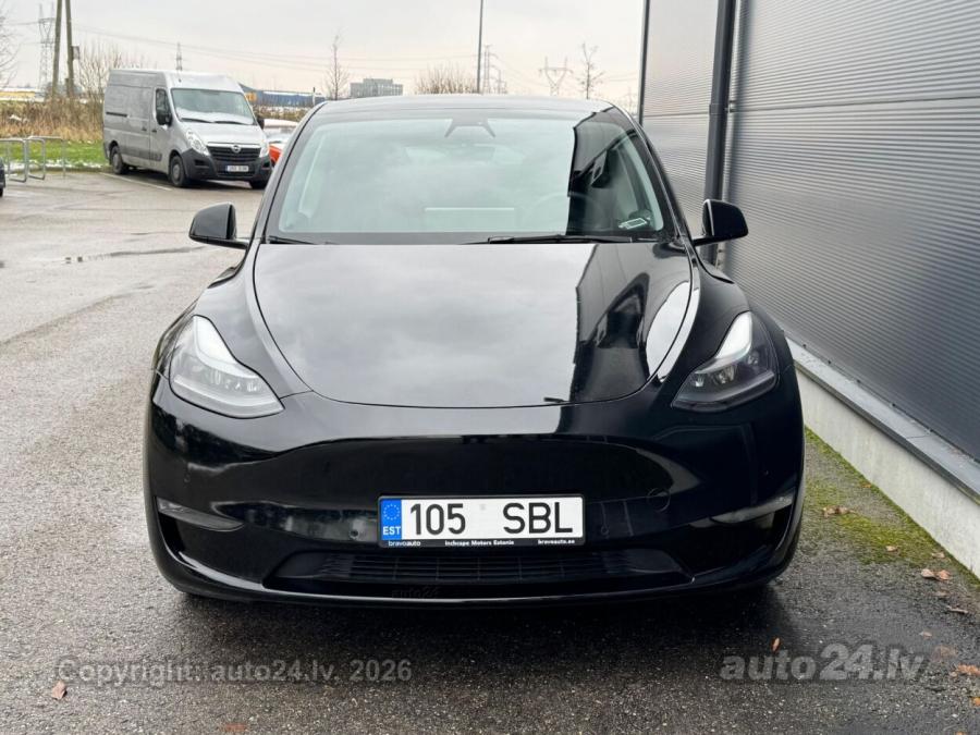 Black Tesla Model Y 2021 in Tallinn, with an engine capacity of 0.00 L and mileage of 98 thousand km for 28900 €, photo 2 on AUTOMOTO.COM.LV