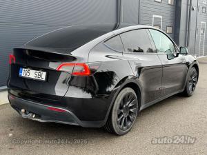 Black Tesla Model Y 2021 in Tallinn, with an engine capacity of 0.00 L and mileage of 98 thousand km for 28900 €, photo 8 on AUTOMOTO.COM.LV