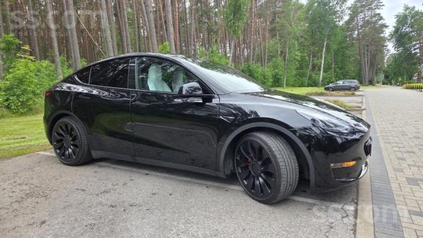 Melns Tesla Model Y 2021 Jūrmala, ar dzinēja tilpumu 0.00 L un nobraukumu 70 tūkst. km par 29500 €, foto 8 vietnē AUTOMOTO.COM.LV