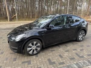 Melns Tesla Model Y 2021 Rīga, ar dzinēja tilpumu 0.00 L un nobraukumu 129 tūkst. km par 30900 €, foto 4 vietnē AUTOMOTO.COM.LV