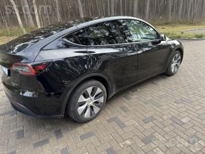 Melns Tesla Model Y 2021 Rīga, ar dzinēja tilpumu 0.00 L un nobraukumu 129 tūkst. km par 30900 €, foto 10 vietnē AUTOMOTO.COM.LV