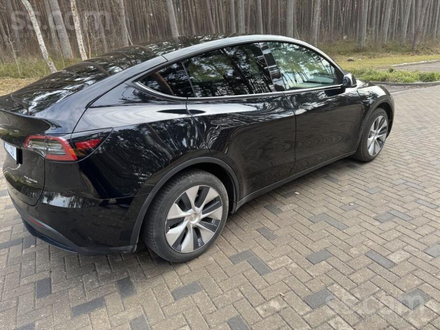 Melns Tesla Model Y 2021 Rīga, ar dzinēja tilpumu 0.00 L un nobraukumu 129 tūkst. km par 30900 €, foto 10 vietnē AUTOMOTO.COM.LV