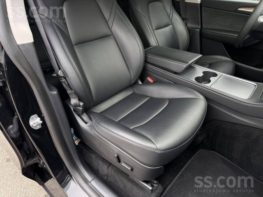 Melns Tesla Model Y 2021 Jūrmala, ar dzinēja tilpumu 0.00 L un nobraukumu 0 tūkst. km par 29950 €, foto 20 vietnē AUTOMOTO.COM.LV