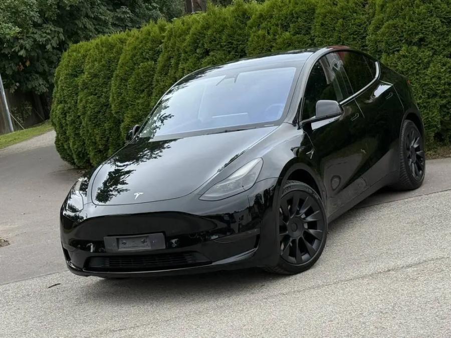 Melns Tesla Model Y 2021 Jūrmala, ar dzinēja tilpumu 0.00 L un nobraukumu 87 tūkst. km par 29950 €, foto 1 vietnē AUTOMOTO.COM.LV