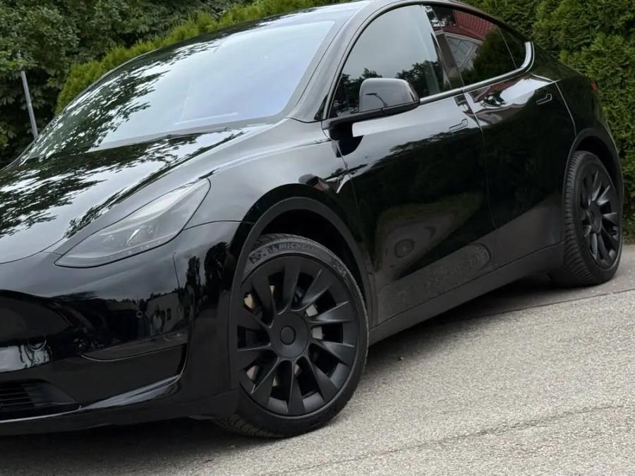 Melns Tesla Model Y 2021 Jūrmala, ar dzinēja tilpumu 0.00 L un nobraukumu 87 tūkst. km par 29950 €, foto 4 vietnē AUTOMOTO.COM.LV
