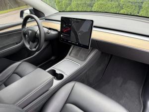 Melns Tesla Model Y 2021 Jūrmala, ar dzinēja tilpumu 0.00 L un nobraukumu 87 tūkst. km par 29950 €, foto 21 vietnē AUTOMOTO.COM.LV
