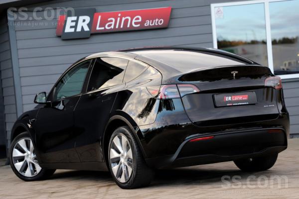 Tesla Model Y 2021 Tukums vietnē Melns Tesla Model Y 2021 Tukums, ar dzinēja tilpumu 0.00 L un nobraukumu 102 tūkst. km par 30000 €, foto 5 vietnē AUTOMOTO.COM.LV