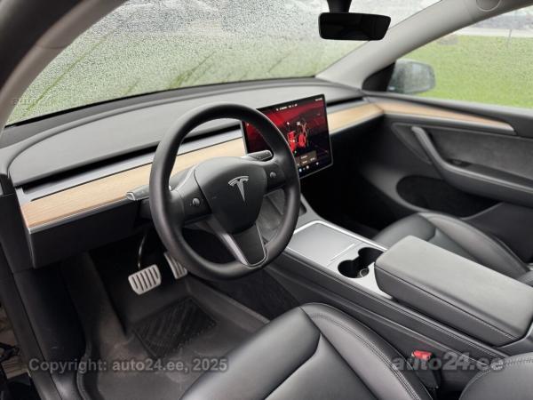 Melns Tesla Model Y 2022 Tallina, ar dzinēja tilpumu 0.00 L un nobraukumu 73 tūkst. km par 35990 €, foto 11 vietnē AUTOMOTO.COM.LV