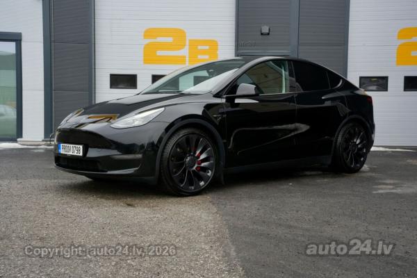Black Tesla Model Y 2022 in Tallinn, with an engine capacity of 0.00 L and mileage of 78 thousand km for 36990 €, photo 2 on AUTOMOTO.COM.LV