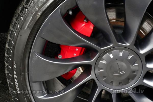 Melns Tesla Model Y 2022 Tallina, ar dzinēja tilpumu 0.00 L un nobraukumu 78 tūkst. km par 36990 €, foto 11 vietnē AUTOMOTO.COM.LV