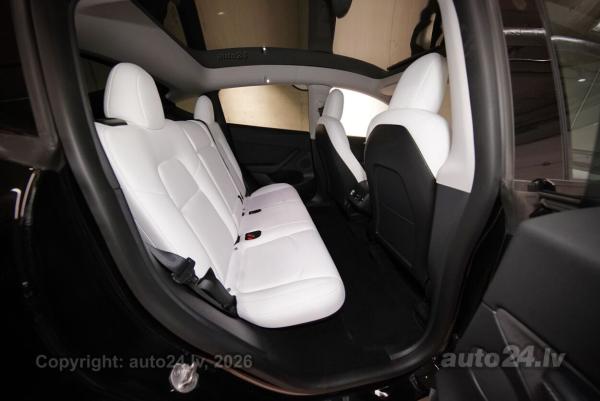 Melns Tesla Model Y 2022 Tallina, ar dzinēja tilpumu 0.00 L un nobraukumu 85 tūkst. km par 33990 €, foto 11 vietnē AUTOMOTO.COM.LV
